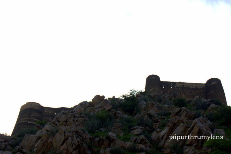 Achrol Fort | A sad state – JaipurThruMyLens