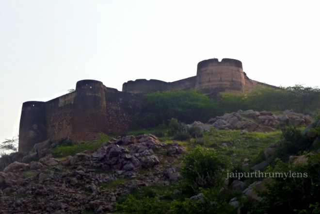 Achrol Fort | A sad state – JaipurThruMyLens