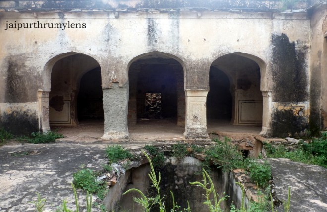 Achrol Fort | A sad state – JaipurThruMyLens