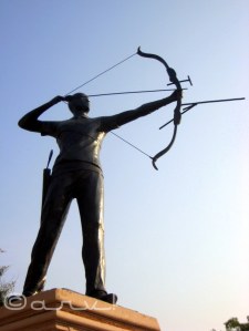 Arjuna Statue In Jaipur – JaipurThruMyLens