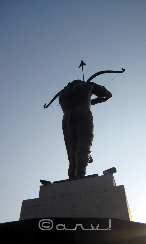 Arjuna Statue In Jaipur – JaipurThruMyLens