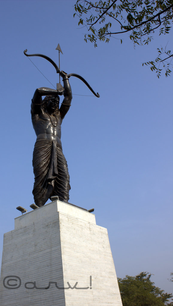 Arjuna Statue In Jaipur – JaipurThruMyLens