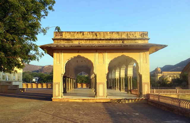 Kanak Vrindavan Garden Jaipur |Radha Madhav Temple – JaipurThruMyLens