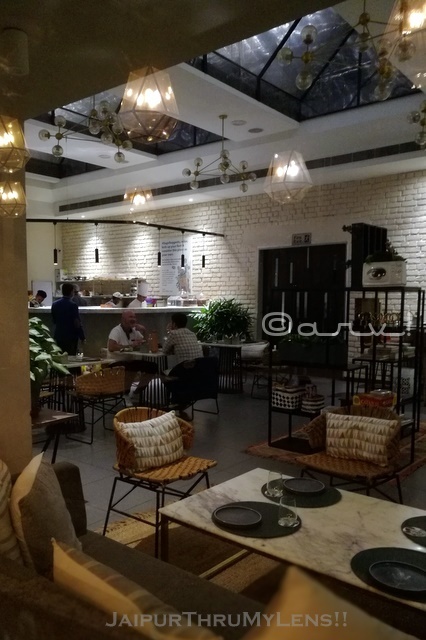 Best Cafes, Restaurants, & Lounges In Jaipur | A Locals’ Take ...