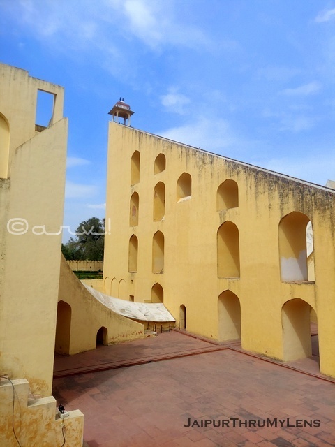 Jantar Mantar Jaipur | Sawai Jai Singh II’s Celestial Marvel ...